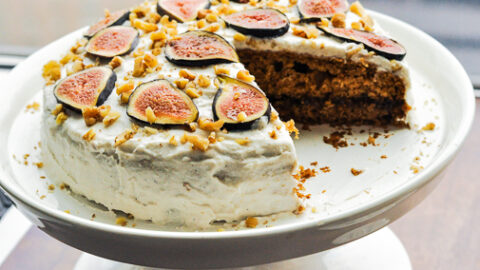 FRESH FIG CAKE RECIPE - Veggiecurean